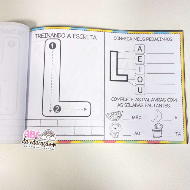 Livrinho do alfabeto – Loja ABC da Educação Mais – Por Sabrina Bonassa